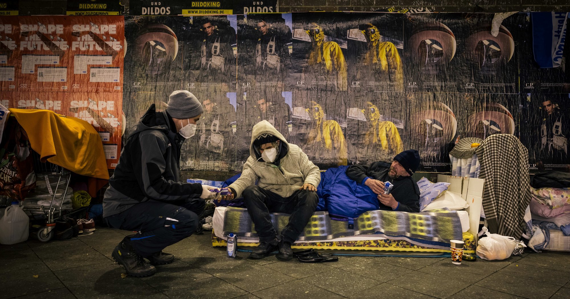 5 Möglichkeiten, Obdachlosen zu helfen – und was Sie besser lassen sollten - Diakonie Deutschland